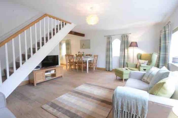 The Granary, Contemporary Cottage In The Broads - Beccles