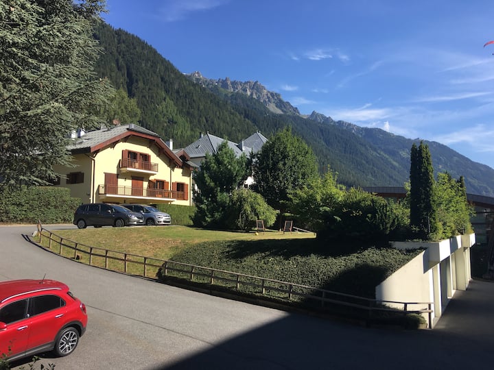 Rare Chamonix Centre. Grand Jardin. Très Calme - Chamonix-Mont-Blanc