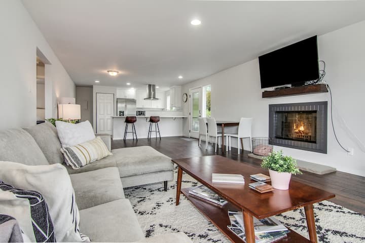 Downtown Kirkland - Luxury 3rd Street Retreat - 柯克蘭