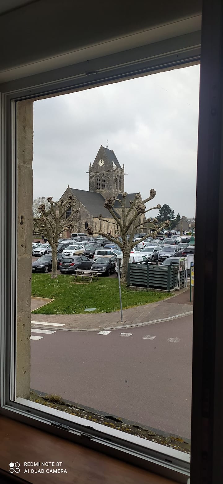 Gite De La Place De L'église - Sainte-Mère-Église