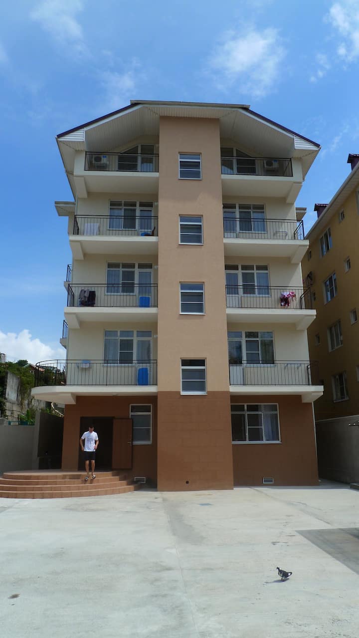 Na Mamajke Guest House - Sochi