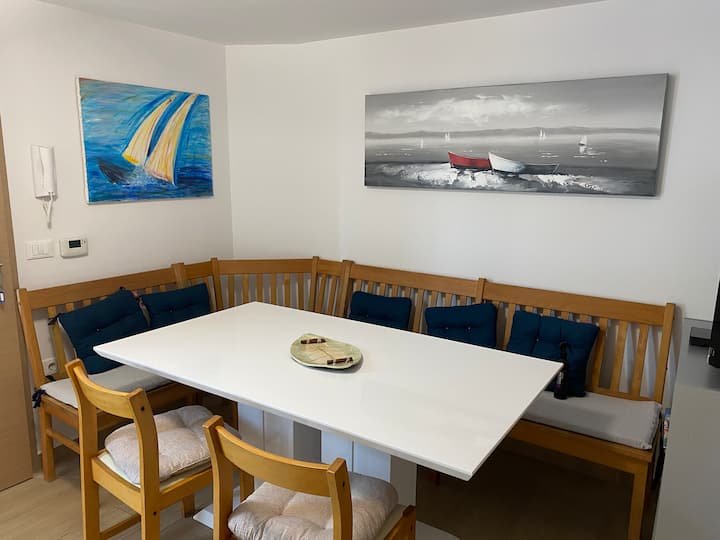 Vv Apartment Bright & Comfortable Old Town Place - Ankaran