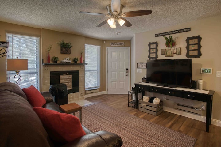 Remodeled Show Low Condo, Sleeps Up To 6 - ショー・ロー, AZ