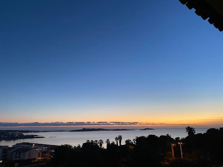 Joli Duplex,vue Mer,clim,piscine ,Box. - La Seyne-sur-Mer