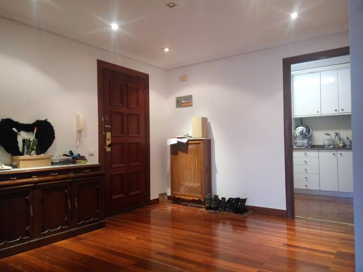 Garaje En Logroño Centro Y Baño Privado, Hab.doble - Logroño