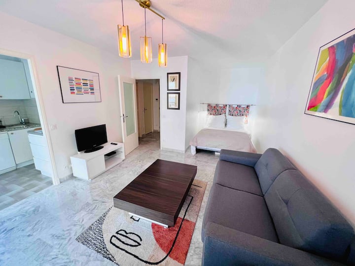 L'eden : Apt 4 Prs, Clim, Parking,300 M Des Plages - Juan-les-Pins