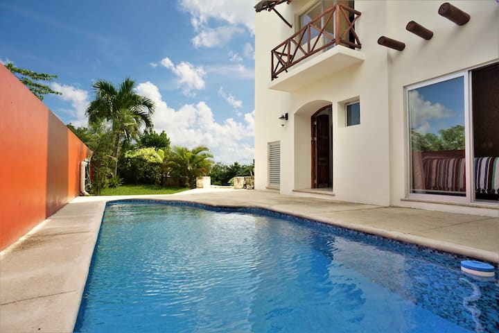 Luxury 4br Villa W/ Pool & Rooftop - Puerto Morelos