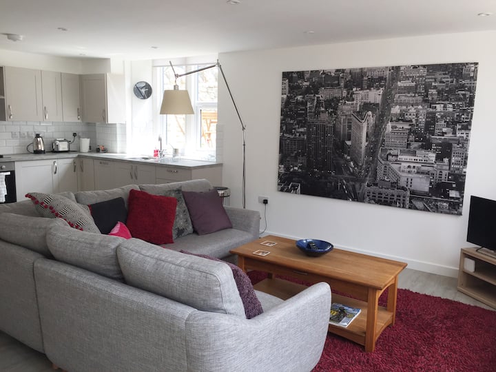 Modern Converted School House - Swanage