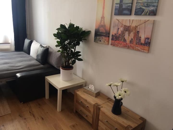 Modern & Central Apartment Near Alexanderplatz - Berlin