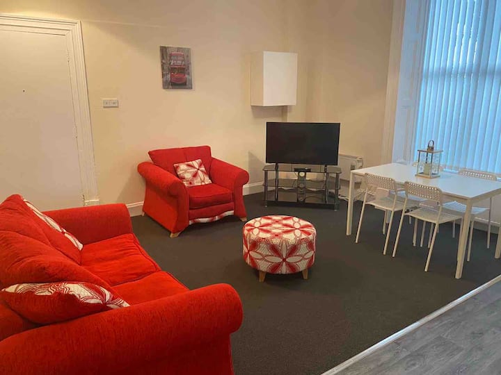 Spacious 2 Bedroom Apt By Lark Lane & Sefton Park - Speke - Liverpool
