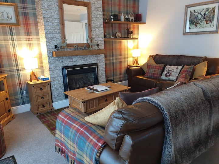 Tigh Na Mara (House By The Sea) Furnace, Inveraray - Inveraray