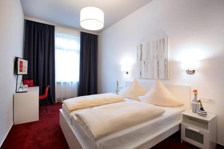 Mille Stelle Hotel Heidelberg City - Doppelzimmer - Heidelberg