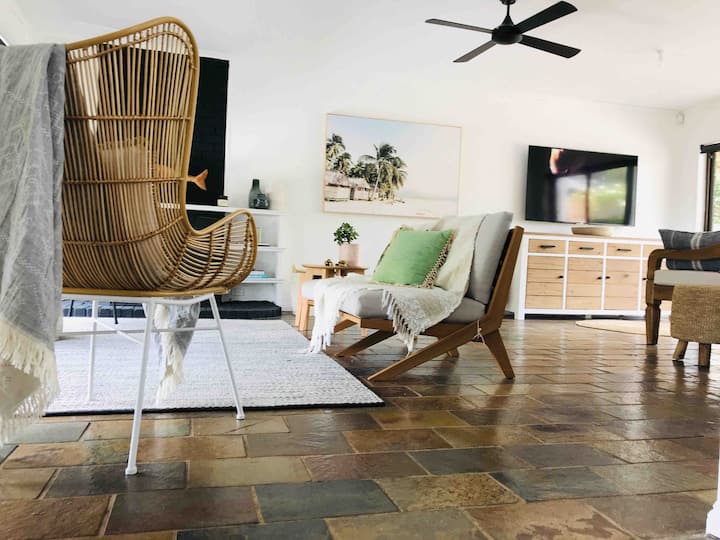 Palm Springs Oasis In Rye - Walk To Beach/shops! - Sorrento