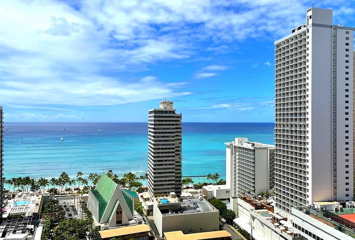 Ocean View 25th Fl 1br Condo Free Parking - ホノルル