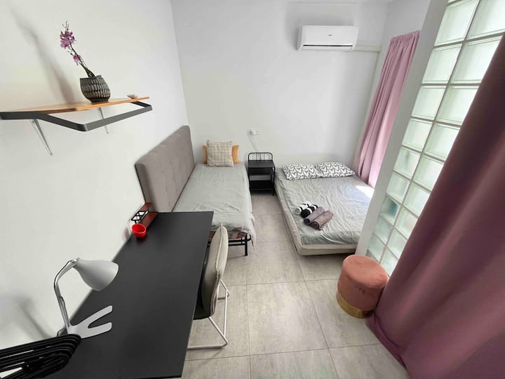 Double Room With Ac- 5 Mins To Renfe, 10 To Centre - Alicante