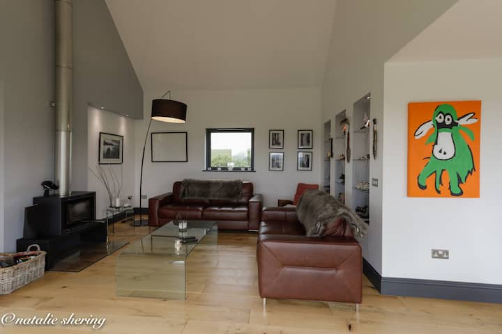 Unwind With Fabulous Views In The Scottish Borders - Biggar