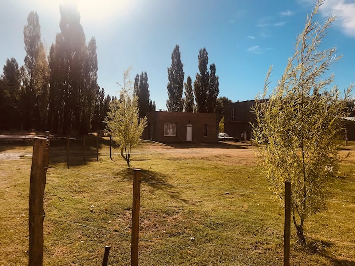 Casita En Plottier Súper Segura - Centenario