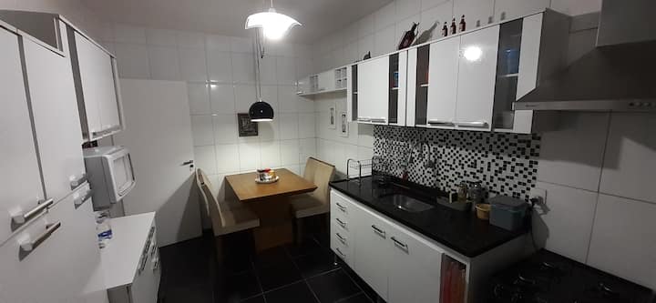 Icaraí Casa Inteira C/ Churrasq E Máq Lavar Roupas - Niterói