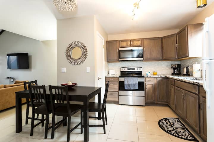 Perfect For Families, Groups And Pets - Tannersville, PA