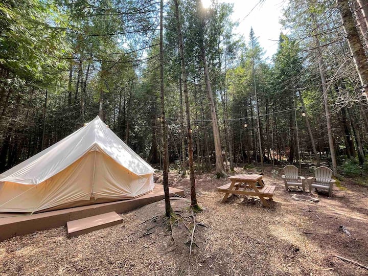 Tiki Hut Yurt- Ora - St. Ignace, MI