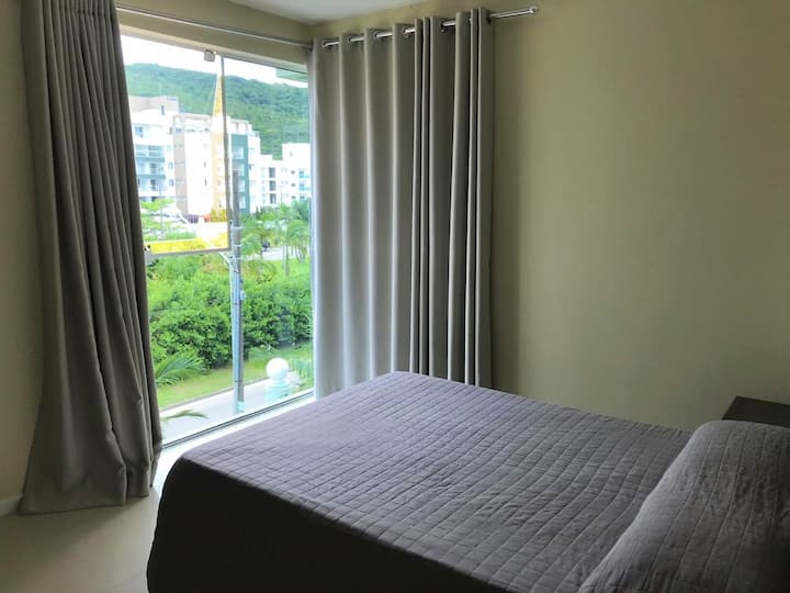 Apartamento Completo A 200m Da Praia De Palmas - Governador Celso Ramos