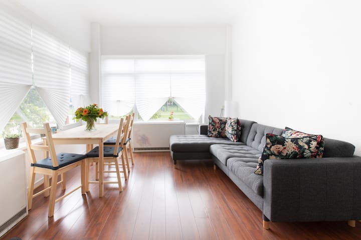Bright Ground Floor Apartment In Groenenhoek - Mortsel