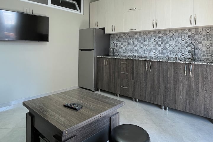 Apartment Next To The Football Stadium - Batum