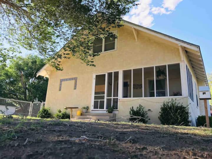 The Farmhouse - Roswell, NM