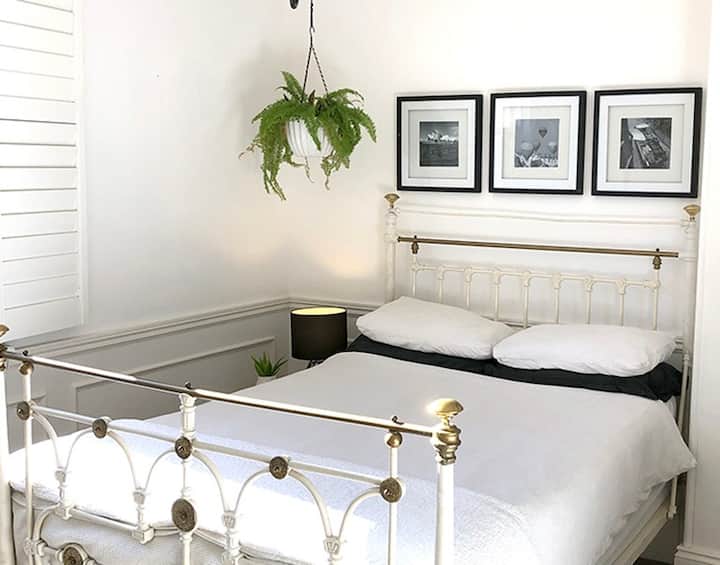 Sydney Holiday Rentals & Homes - New South Wales, Australia | Airbnb