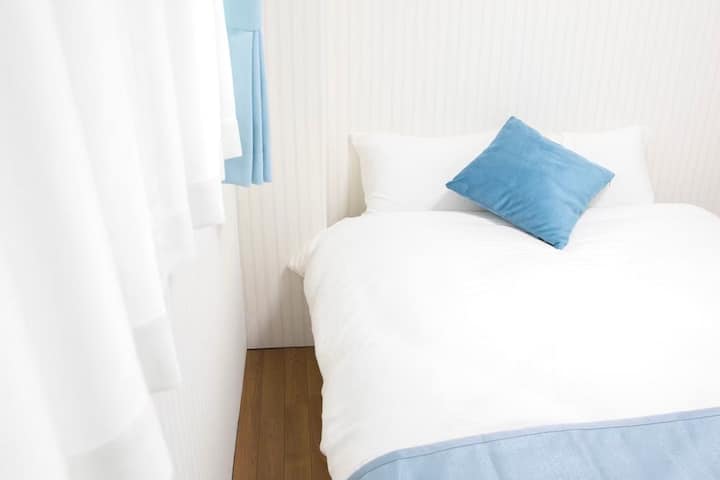 D413【大国町駅から徒歩10秒】難波まで1駅2分!道頓堀.日本橋.心斎橋.通天閣.usj近く - Osaka