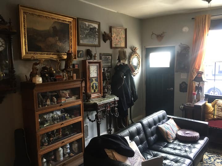 Spend A Night In My Museum! - Philadelphie, PA