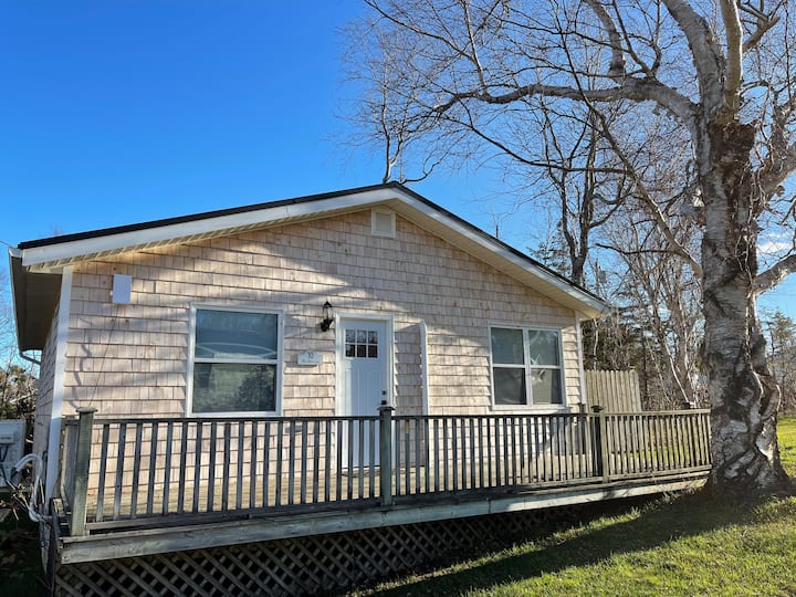 The Silver Leaf, Private Hot Tub - Cavendish