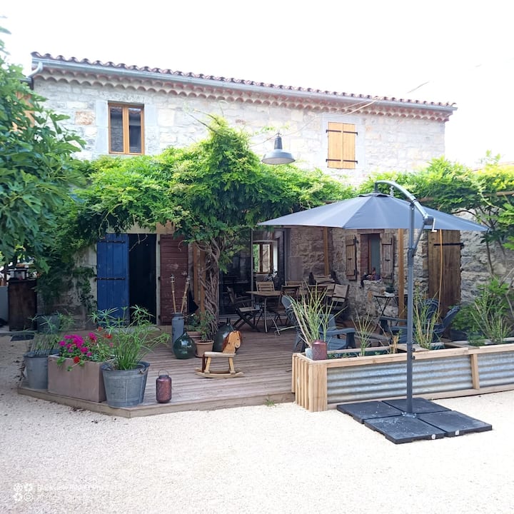 Le Gîte De La Magnanerie - Berrias-et-Casteljau