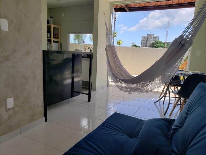 Ap. Com Pátio Perto Do Centro E Pontos Turísticos. - フォルタレザ