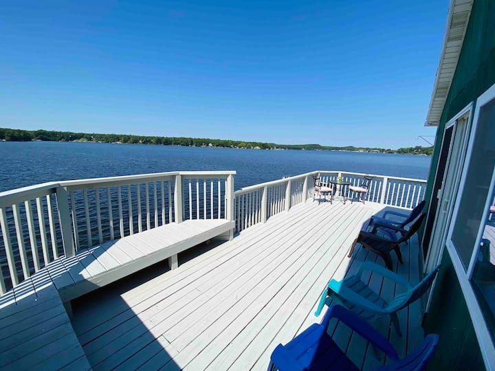 Vacation Haven Pentwater Lake Cottage - Bass Lake, Pentwater