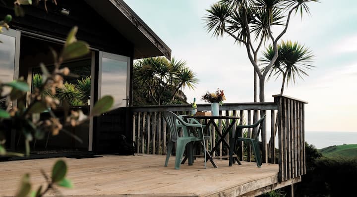 Wildcoast Eco Cabins And Horse Adventures - Raglan