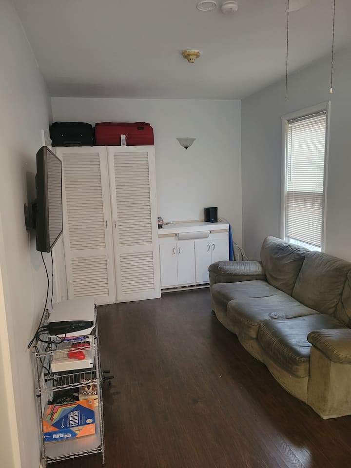 2 Blocks From Rpi. Quick Walk Into Downtown. - Troy, NY