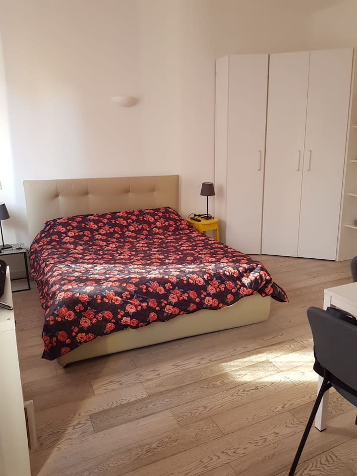 Nice & Cosy Apartment In The Heart Of Milan - Milan