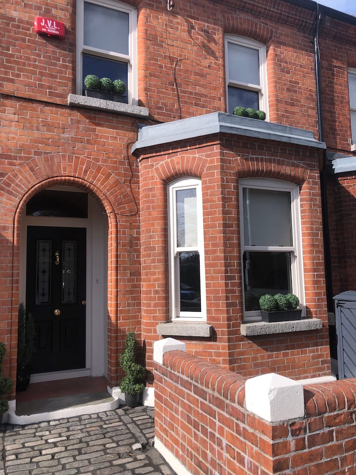 Luxury 3 Double Bed, Aviva, Ballsbridge, Dublin 4 - Dublin