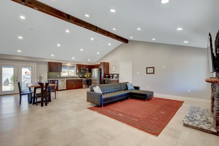 Spacious, Luxury, Homey, Fun - Your Perfect Home - Henderson, NV