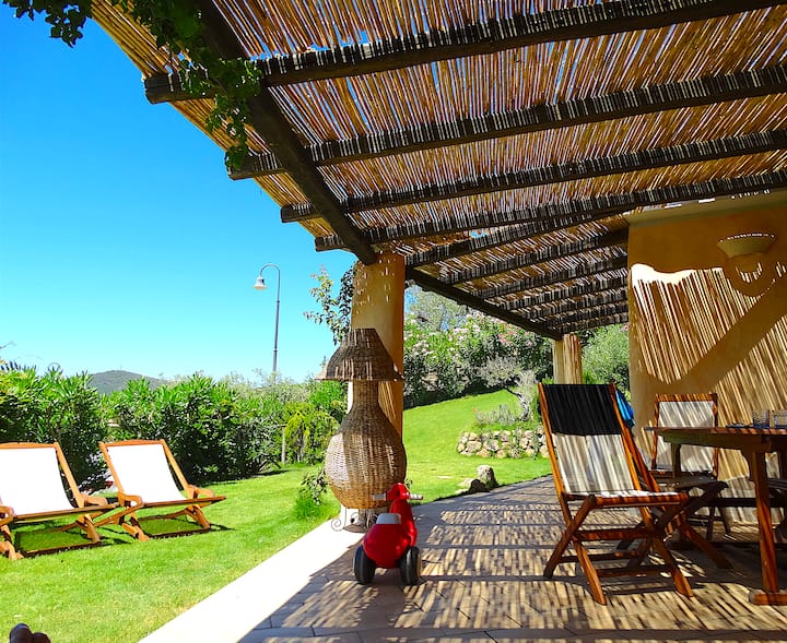 VILLA ELIOS: Splendida villa vicina Spiagge Chia - Ville in affitto a ...