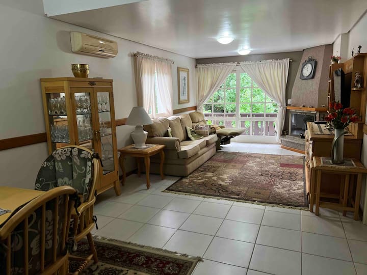 No Centro De Gramado Em CondomÃnio Fechado - Gramado