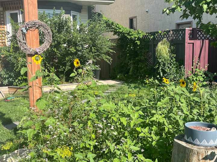 Calgary’s Home Base Is Waiting For You! Welcome! - Calgary