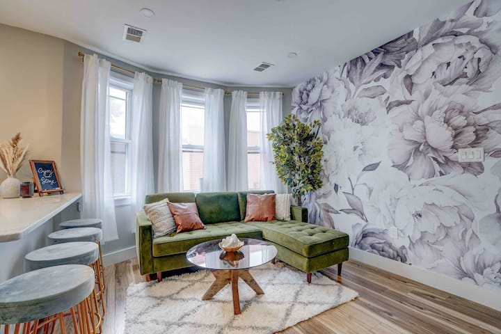 Sunsuite - 6 Min. Walk To Trains - Summer Special! - Jersey