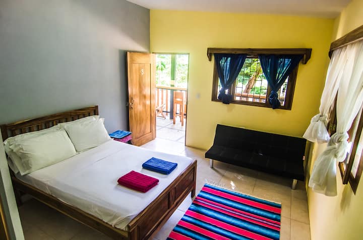 #3 Playa Maderas-private Room @Bigdropsurfhouse - Nicaragua