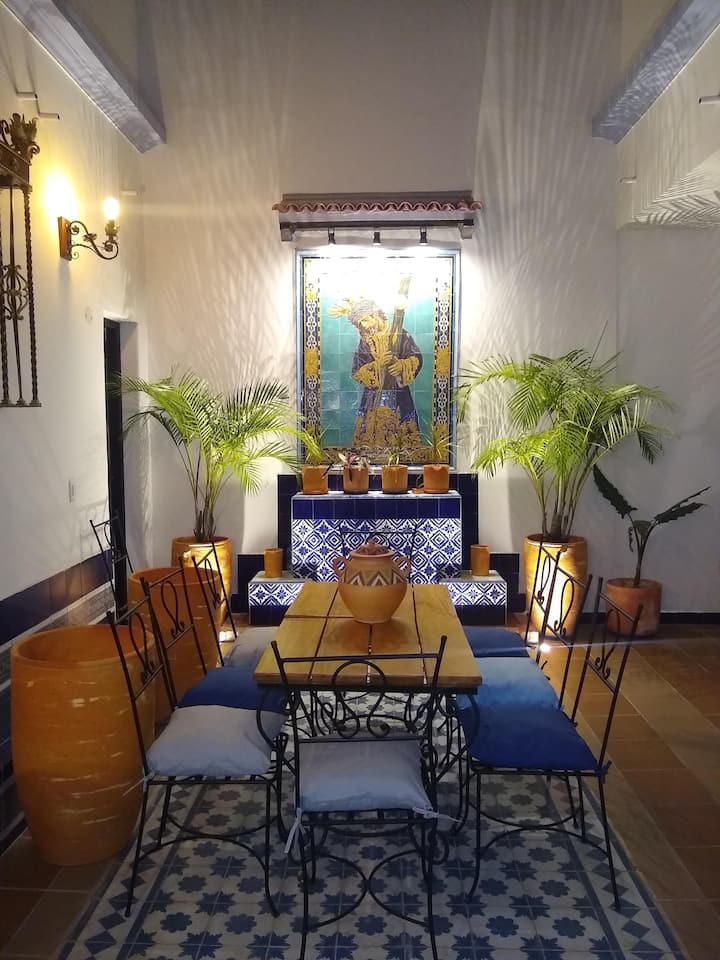 Heritage Building In The Heart Of Medellín - Guarne