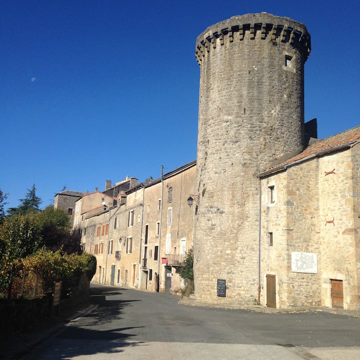 Maison Rénovée Au Coeur Du Village - La Cavalerie