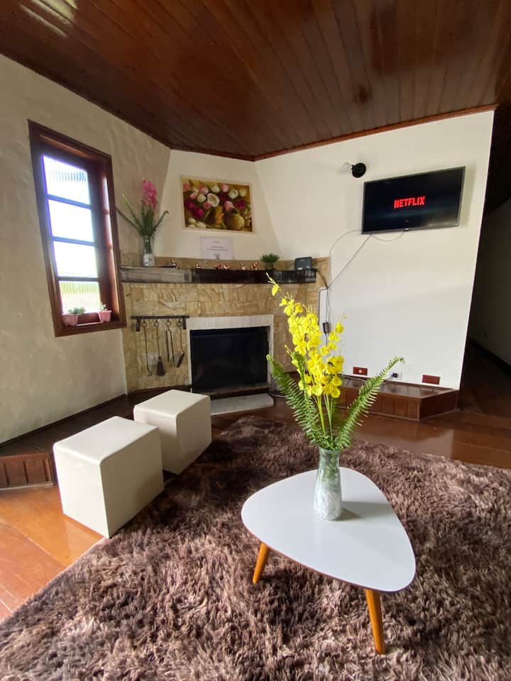 Casa Aconchegante Na Montanha - Campos do Jordão