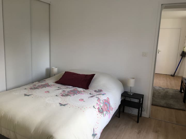 Appartement Sympa Hyper Centre Chambre Séparée - Bourges