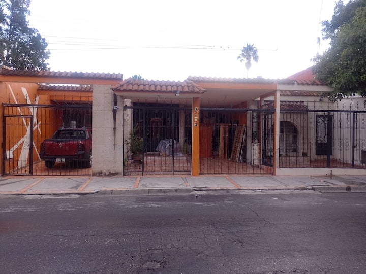 Zona Centro 16 Personas Con Todo A La Mano - Saltillo